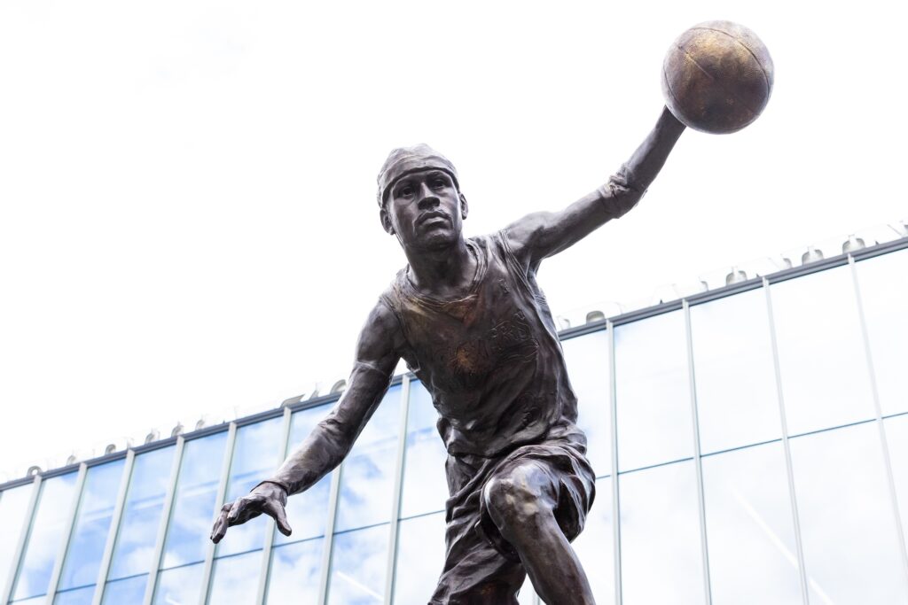 Former NBA Star Responds To Hilarious Allen Iverson Statue