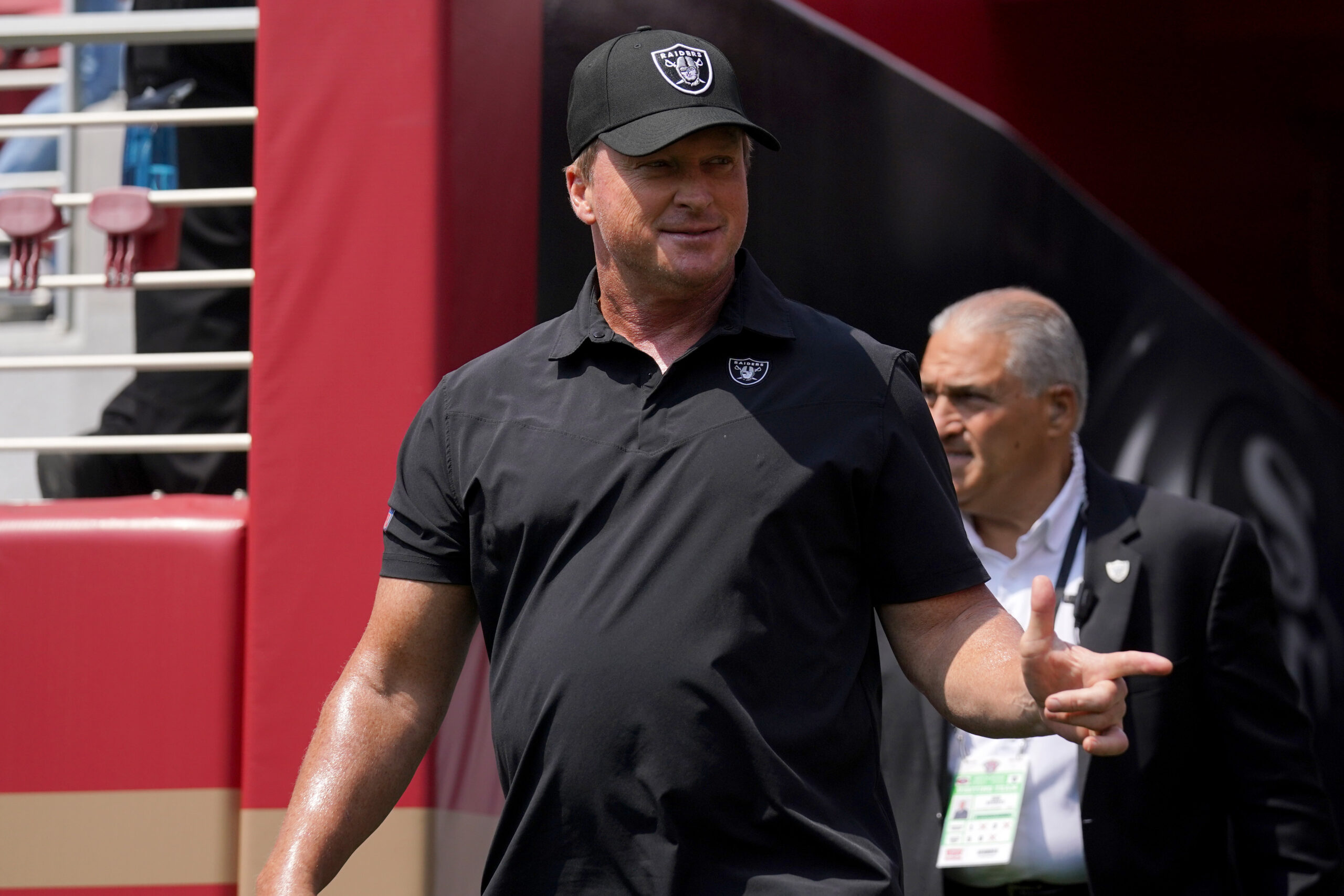 ‘Be Ready’: Jon Gruden Warns Packers Ahead of Rodgers Showdown